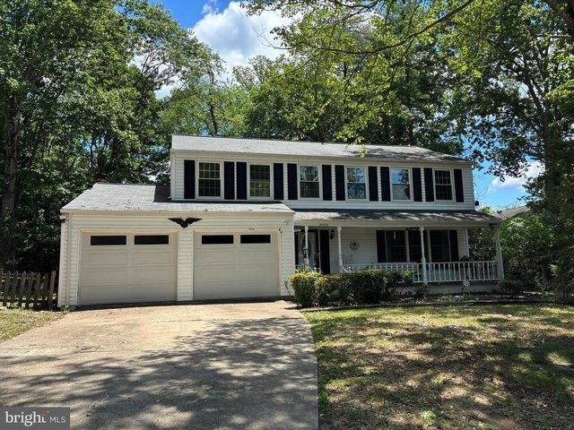 15923 Dolphin Dr, Dumfries, VA 22025