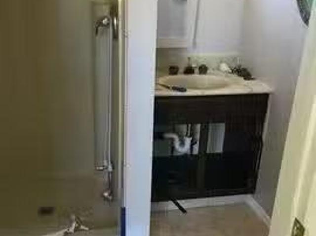 15921439 1275 Concord St #3