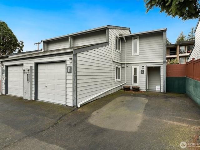 15929 3rd Pl SW Apt D, Burien, WA 98166