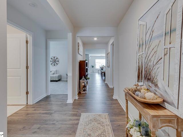 1592 Martingale Way