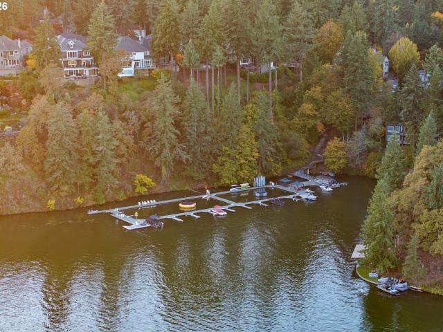 1592 view lake ct