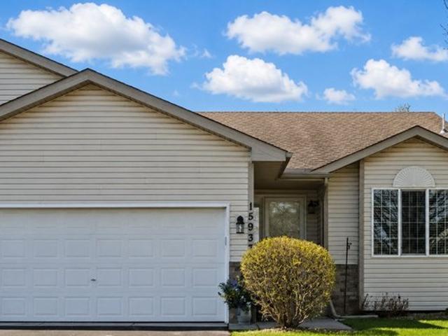 15933 Vale St NW, Andover, MN 55304