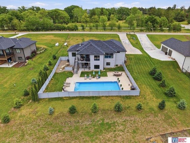 15933 S 60th St, Roca, NE 68430