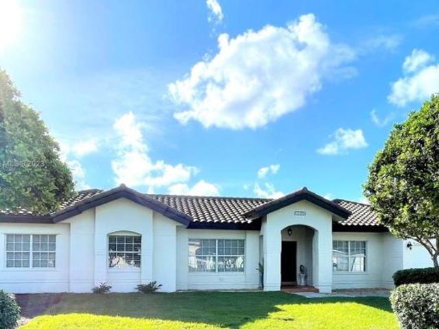15930 153rd Ave SW, Miami, FL 33187