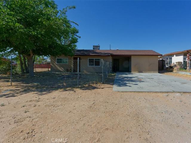 15935 Live Oak