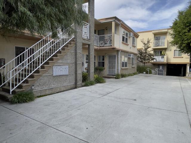 15939 Victory Blvd, Unit 201, Van Nuys, CA 91406 | Compass
