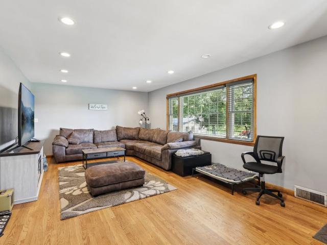 1593 Mercer Grove City
