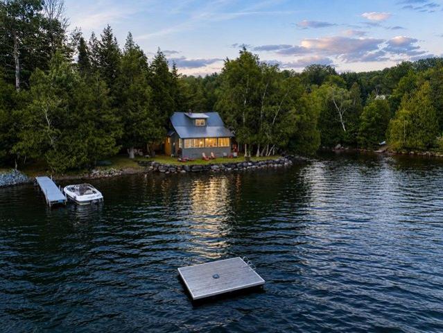1593 E Echo Lake Rd, Charleston, VT 05872