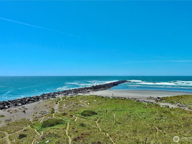 1593 E Ocean Shores Boulevard SW