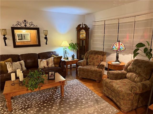 1593 East 53rd Street