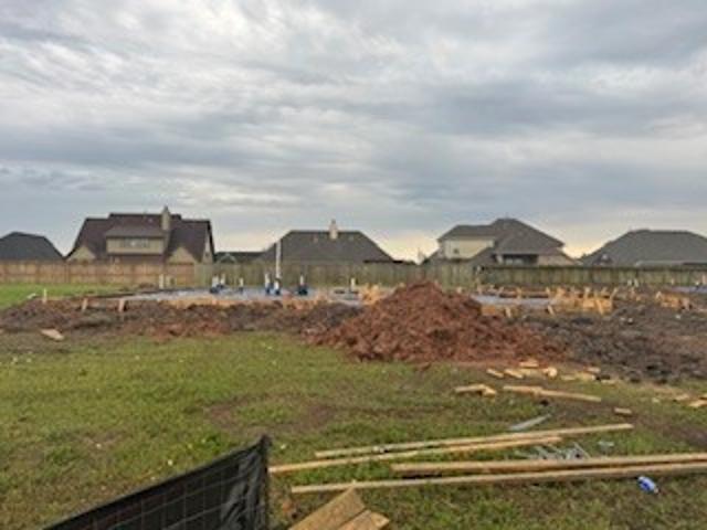 1593 Elm Pl, Angleton, TX 77515 | MLS #86670 | Compass