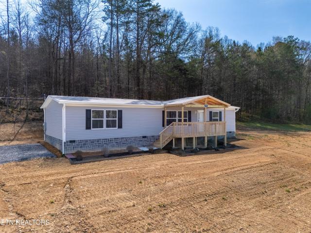 1593 Sweetwater Rd