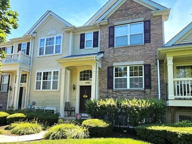 1593 Sandcastle Ln, Pingree Grove, IL 60140