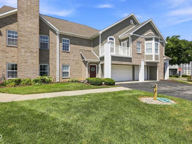 1593 Sierra Springs