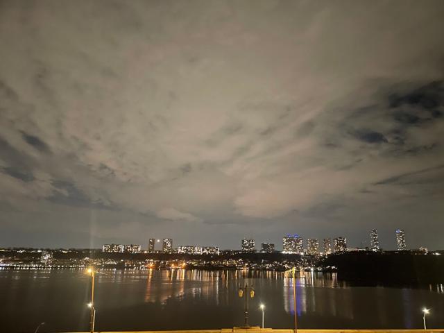 159 00 Riverside Drive West, Unit 3L