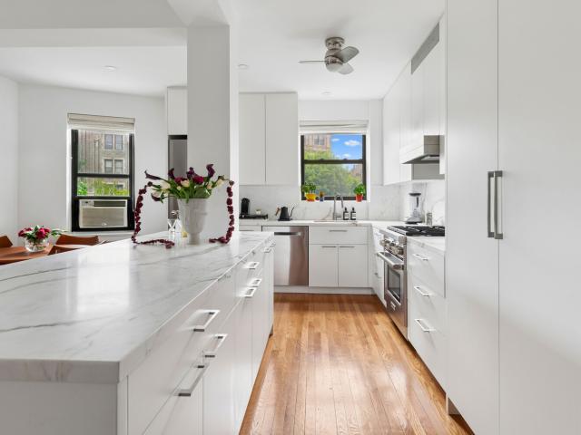 159 34 Riverside Drive West, New York, NY