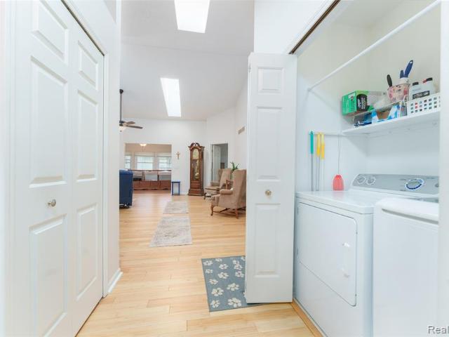 159 Addison Circle
