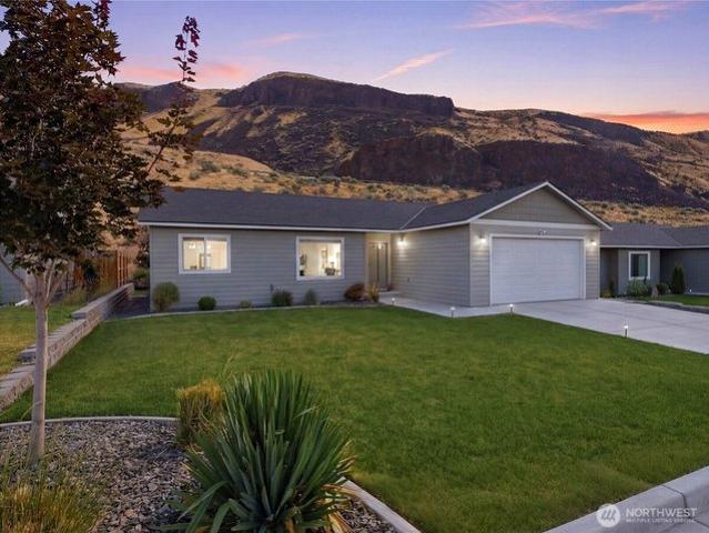 159 George Loop, Rock Island, WA 98850