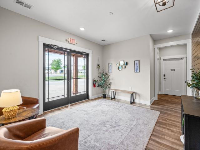 159 Darlene Dr Suite 240