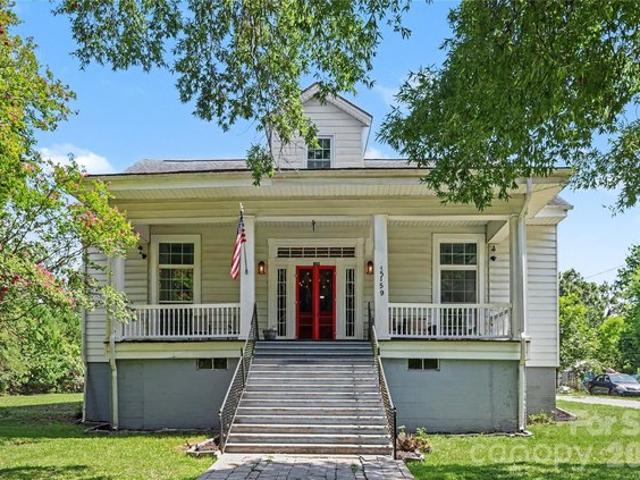 159 E Lacy St, Chester, SC 29706