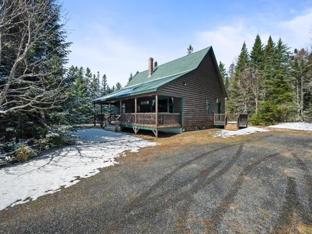 159 Evergreen Cir, Rangeley, ME 04970