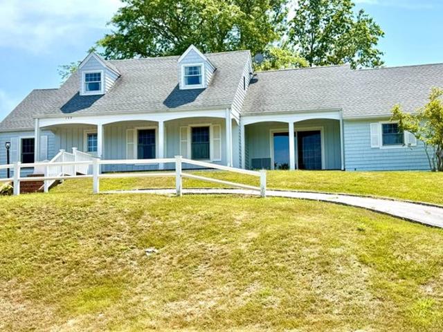 159 Fairview Ave, Montauk, NY 11954