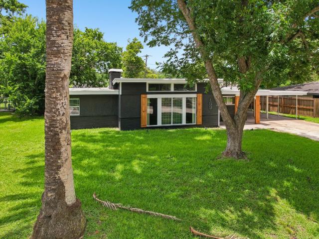 159 Oak Drive