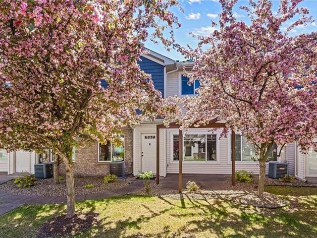 159 Morgan Ln, Lino Lakes, MN 55014