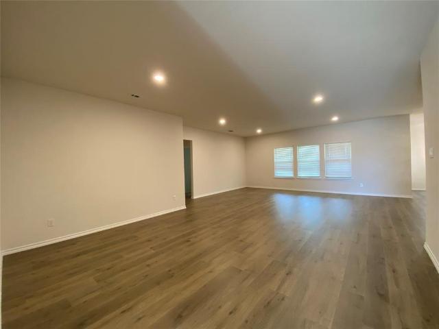 159 Mapleoak Drive