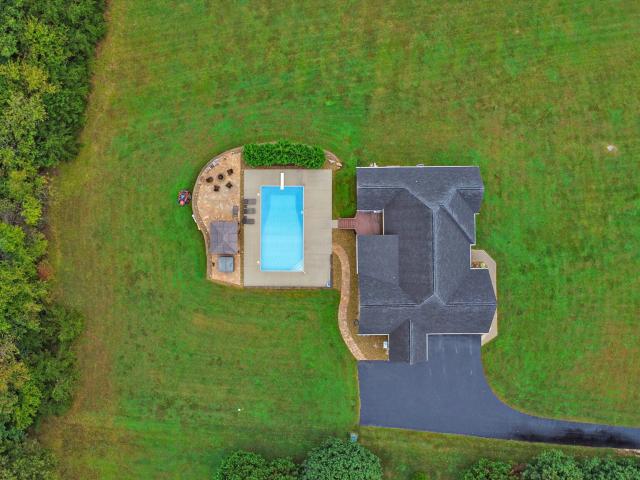 159 N Victor Way