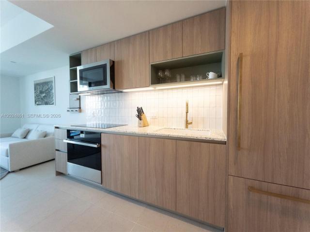 159 NE 6th St, Unit 2508, Miami, FL 33132 | MLS #A12024