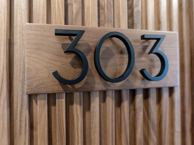 159 S River Avenue # 303