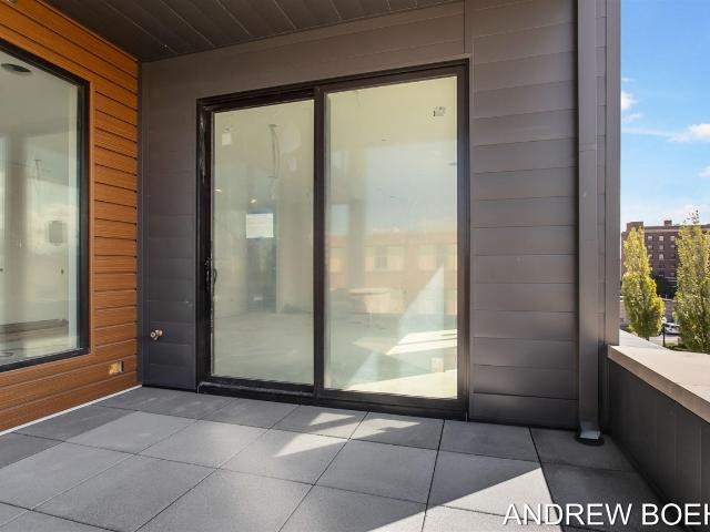 159 S River Avenue # 403
