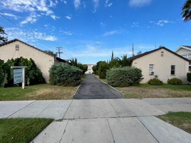 #159 Studio Apartment for Rent at 617 N Columbus Ave, Glendale, CA 91203 Vineyard