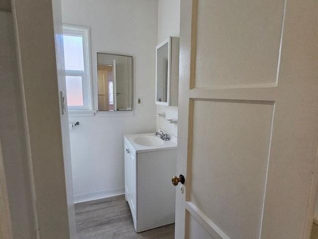 #159 Studio Apartment for Rent at 617 N Columbus Ave, Glendale, CA 91203 Vineyard