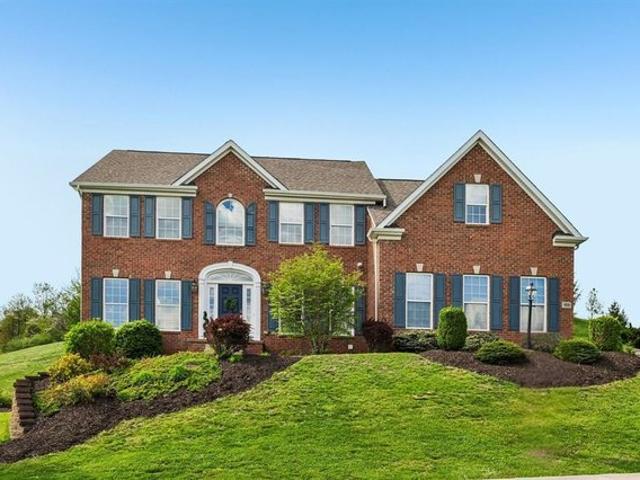 159 Sweetwater Dr, Sewickley, PA 15143