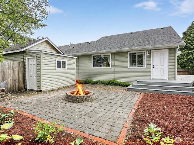 159 Polaris Boulevard SW