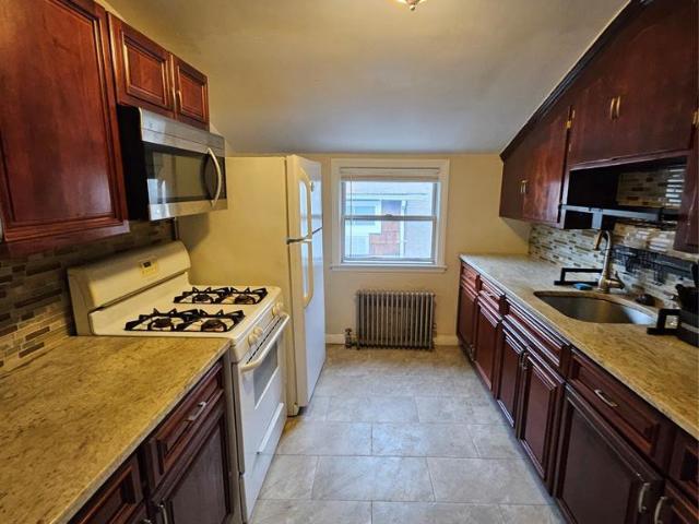 159 Ridge Avenue # 2