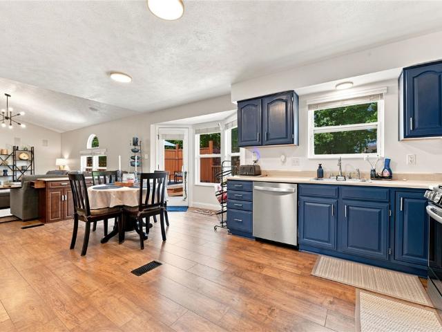 159 Riemer Rd