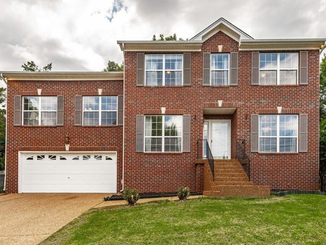 159 W Harbor, Hendersonville, TN 37075