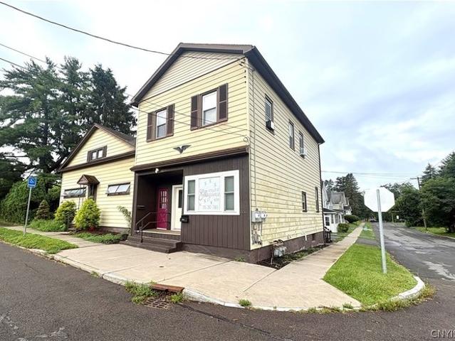 159 Washington St, Auburn, NY 13021