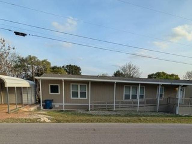 159 Whispering Woods Loop, Kerrville, TX 78028