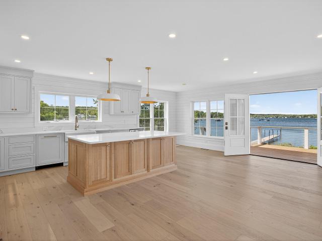 159 Willow Run Dr, Centerville, MA 02632 | MLS #22600 | Compass
