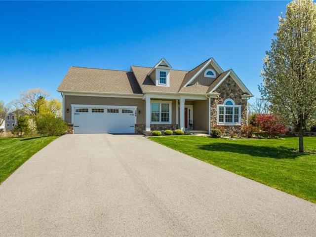 159 Thames Dr, Henrietta, NY 14588