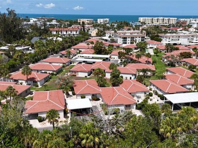 159 Vista Hermosa Cir Unit 27B, Sarasota, FL 34242