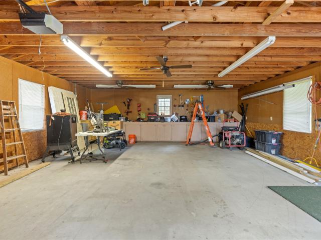 159 Yacht Cir, Trinity, TX 75862 | MLS #18479