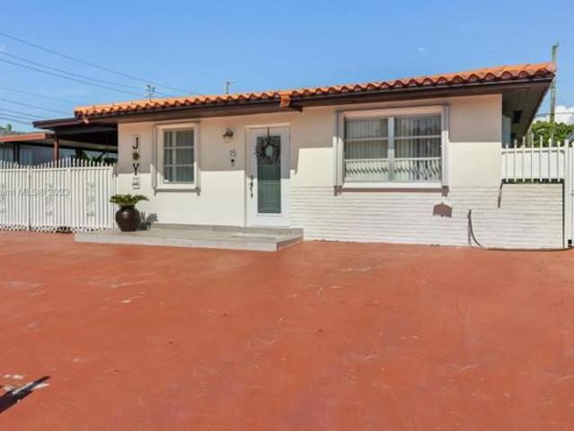 15 57th Ct SW, Miami, FL 33144