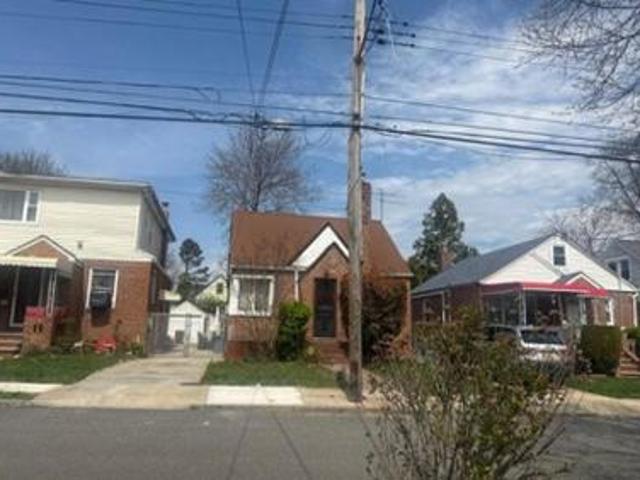 15 114th Rd