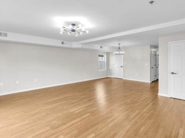 15 17 Wharton St, Newark City, US, NJ