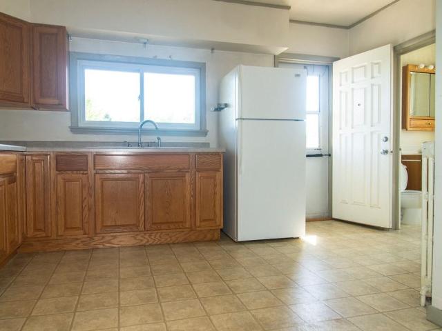 15 17 N 15th Ave E 2 Bedroom Apartment for Rent at 15 N 15th Ave E, Duluth, MN 55805 East End